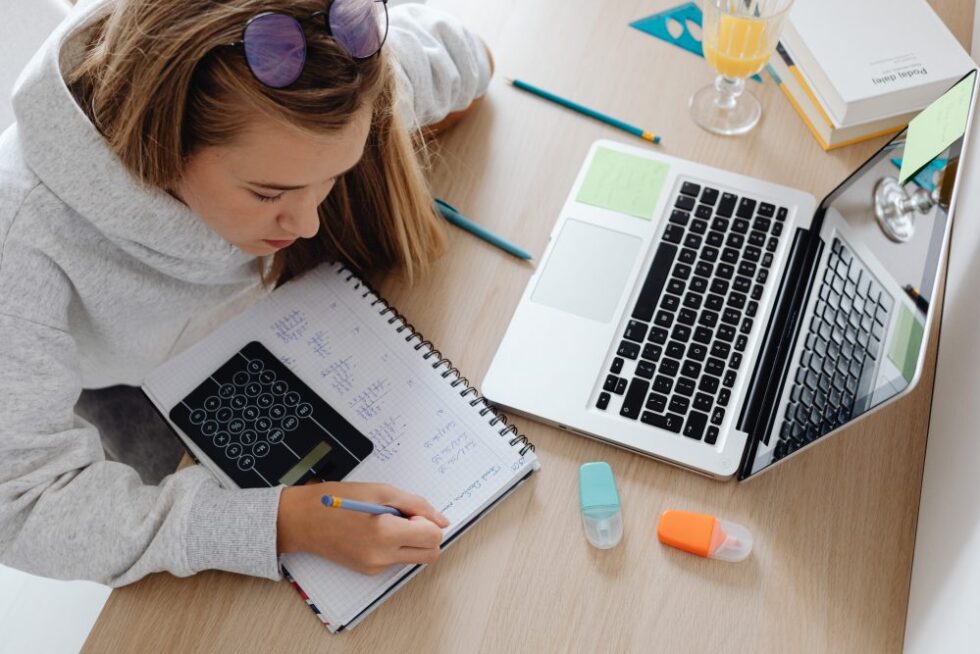 Fully Utilizing Tech Solutions in Your Higher Education: 6 Tips to Help You