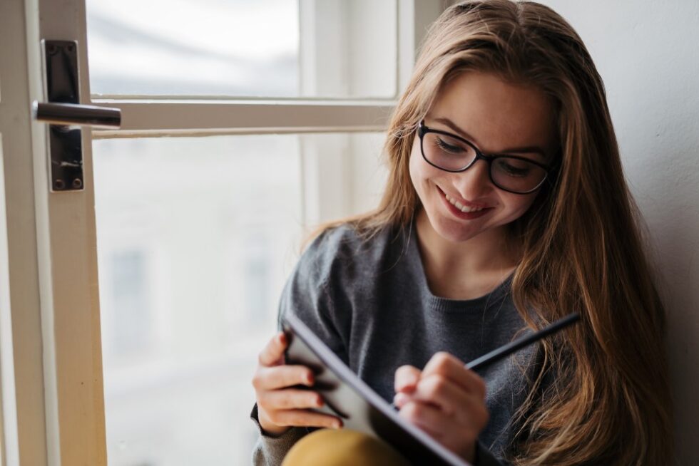 Journaling for Beginners: New Year Tips & Prompts